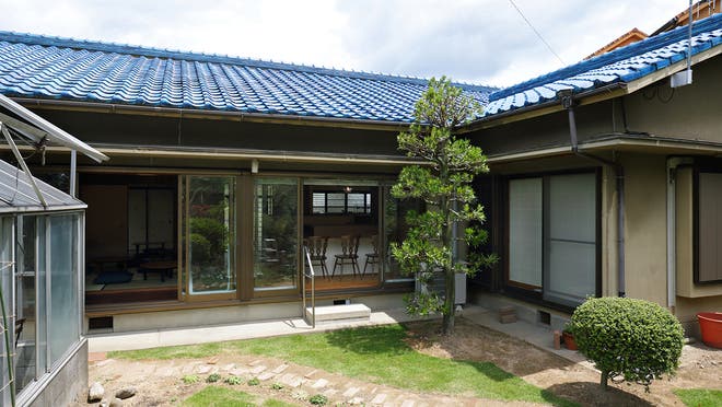 古民家の佇まいを活かした隠れ家風カフェスペースの写真6