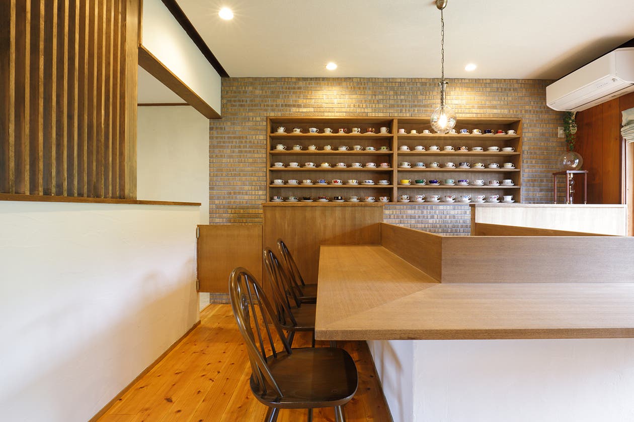 古民家の佇まいを活かした隠れ家風カフェスペースの写真15