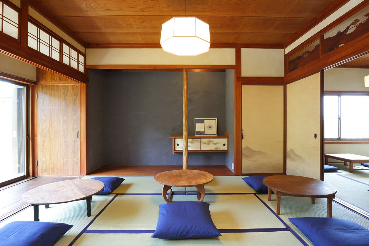 古民家の佇まいを活かした隠れ家風カフェスペースの写真26