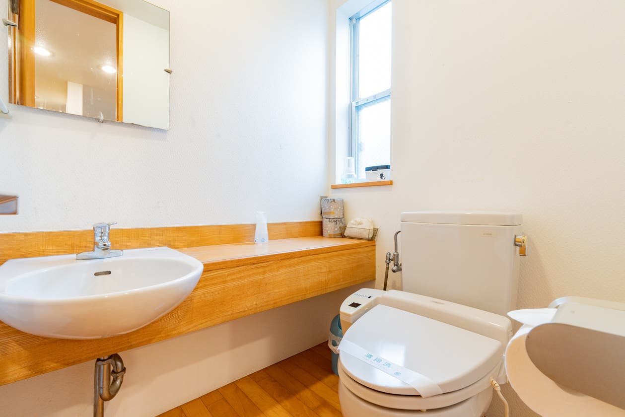 屋根付きで安心BBQ可★最新DAMカラオケ★川遊びOK★ファミリー・グループに最適！カラオケ・BBQはオプションの写真8