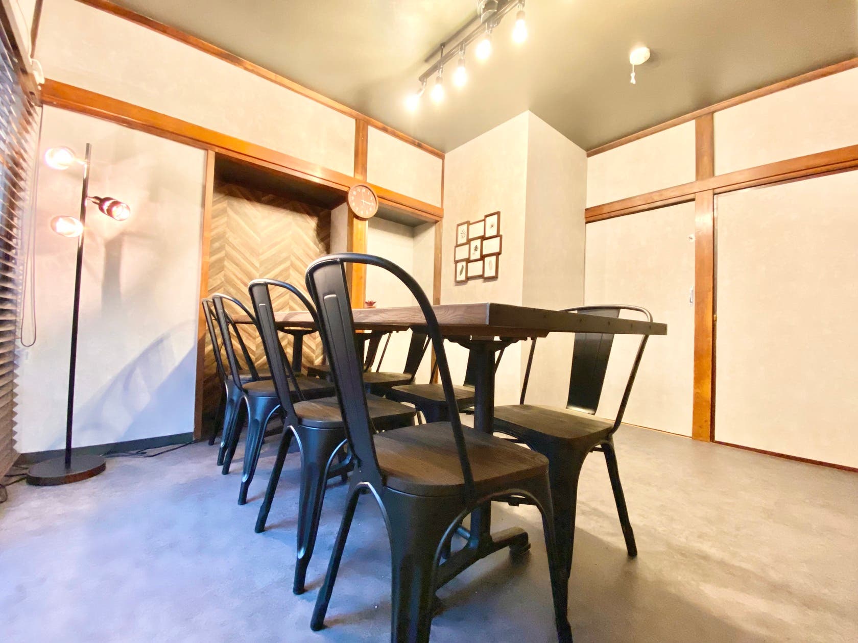 ★NEW★【北千住2分】落ち着いた空間。窓開け可。高速WiFi・各種設備無料！会議、レッスン・整体等（RoomA・最大10名）の写真5