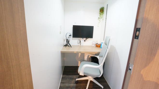 <ミニマルワークスペース南森町No.2>南森町駅徒歩5分!Wi-Fi完備!モニターあり/テレワーク/Web会議/面接の写真5