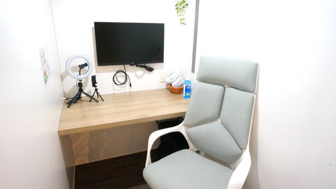 <ミニマルワークスペース南森町No.4>南森町駅徒歩5分!Wi-Fi完備!モニターあり/テレワーク/Web会議/面接の写真2