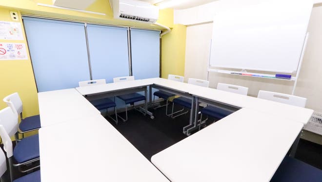 【銀座A5出口1分!12名】プロジェクター・ホワイトボード・WiFi無料!土足可!ふれあい貸し会議室 銀座No37 銀座三越裏の写真6