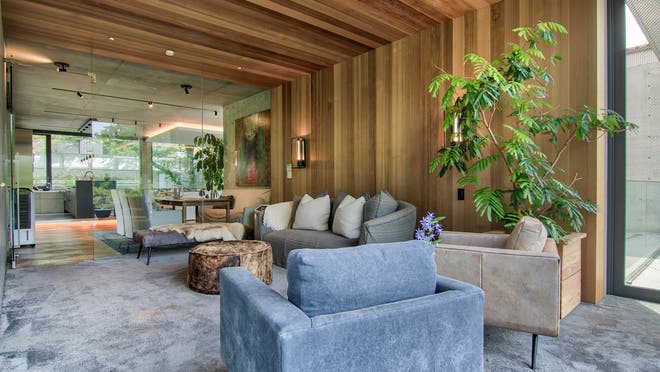 【表参道】オフサイトミーティング・交流会利用多数! プロジェクター完備でプレゼンや勉強会・研修などでご利用いただいております。の写真17