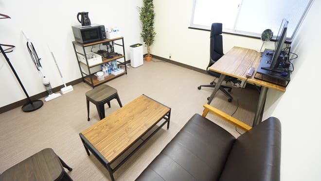 <門前仲町ミニマルオフィス>完全個室✨モニター/5G Wi-Fiあり!テレワーク/リモートワーク/Web会議,面接/撮影の写真1