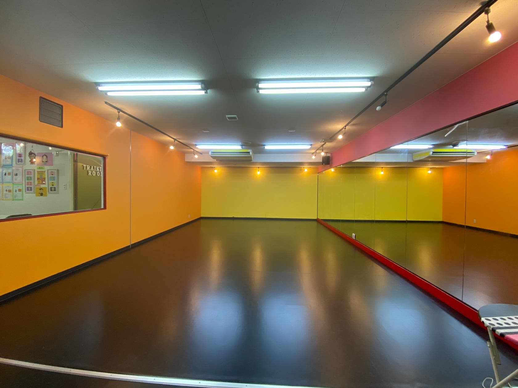 多目的利用可能！ダンス・歌練習からパーティー、会議室、カラオケなどの写真11