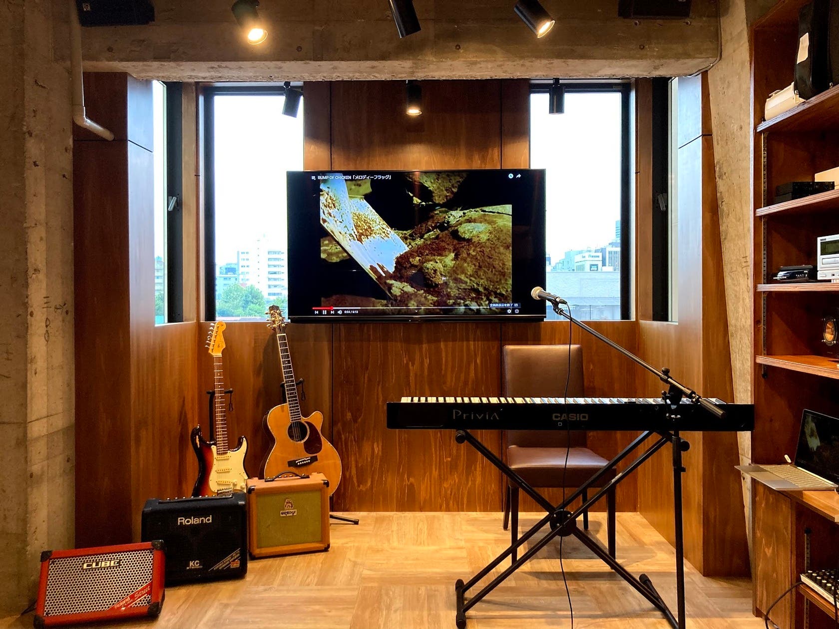 ミニライブ仕様：座席セッティング　音響機材　マイク　楽器等　ステージ機材　一式レンタルの画像1