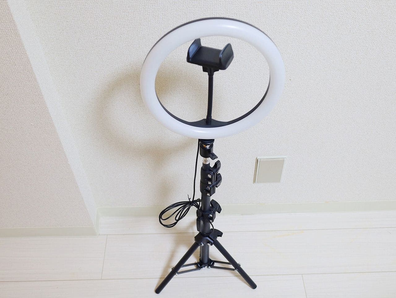 【日吉駅1分！10名利用可！】綺麗な室内！WiFi・大型モニター・ホワイトボード全て無料！ふれあい貸し会議室 日吉Bの写真16