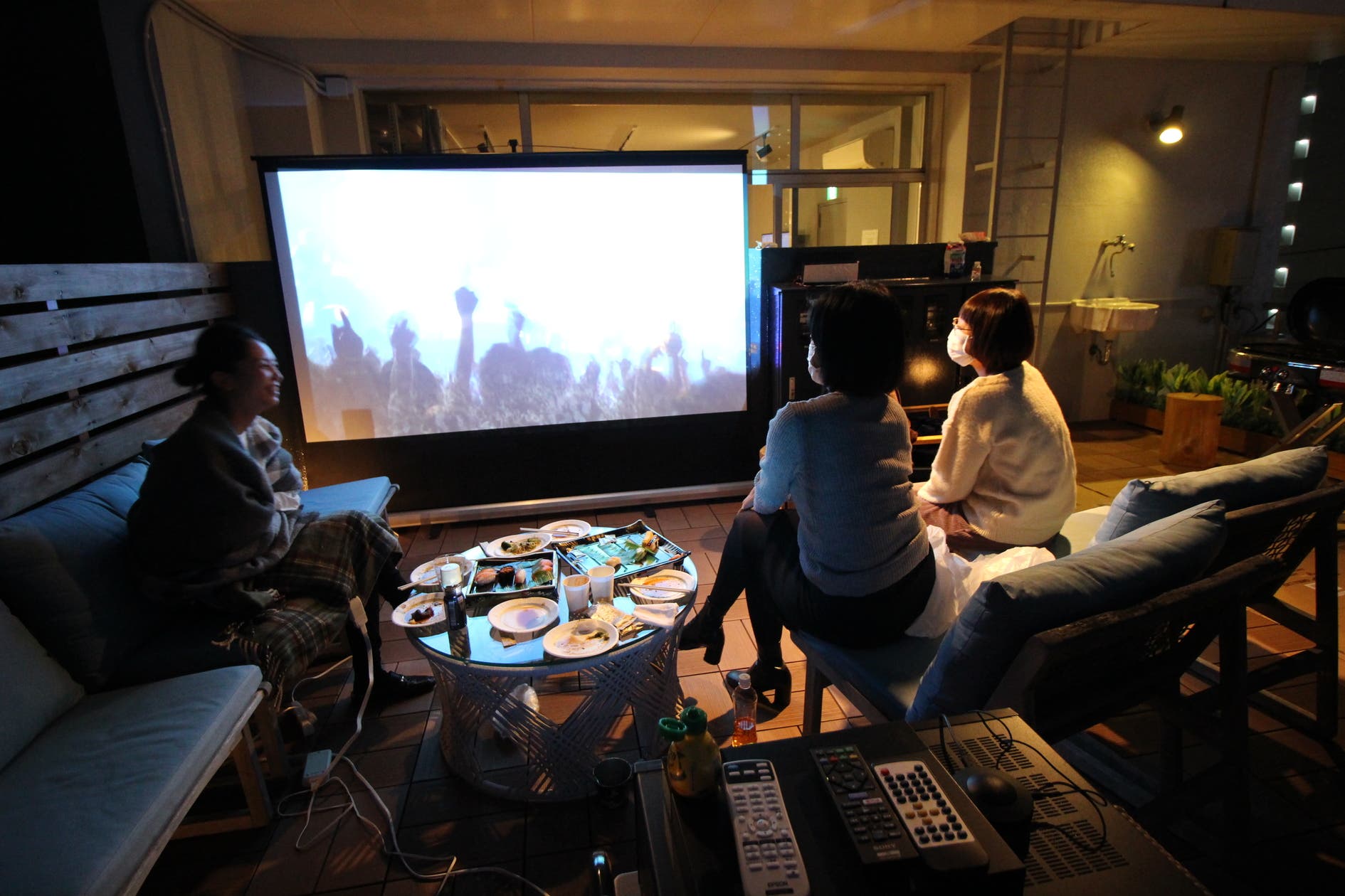 【新栄町駅徒歩4分】キッチンつき個室＆都心の隠れ家ルーフトップガーデンの写真8