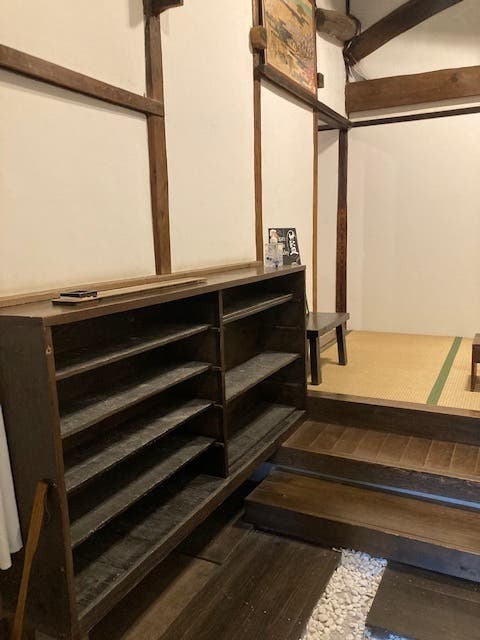 江戸末期の建物で、庭には樹齢約200年の松があるパワースポットの写真13