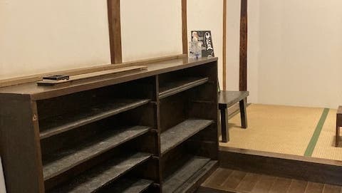 江戸末期の建物で、庭には樹齢約200年の松があるパワースポットの写真13