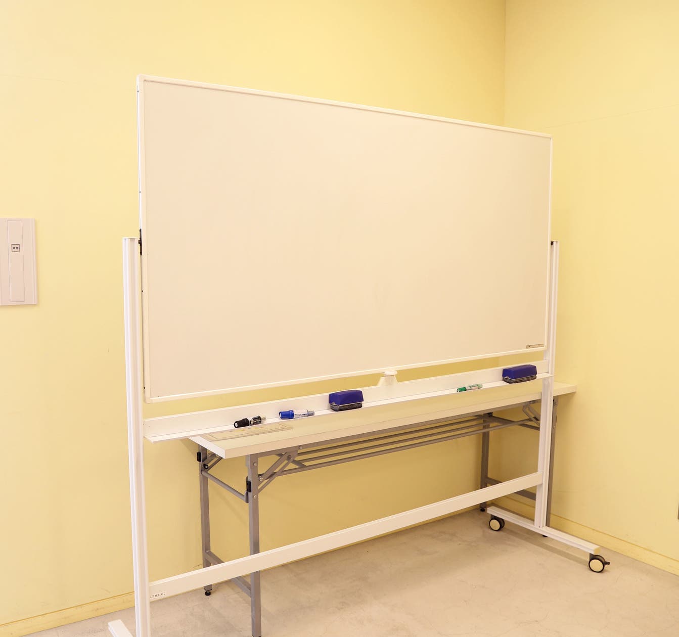 【卸町駅から徒歩5分】クラスルーム2　会議、ワークショップ、セミナーに最適の写真8