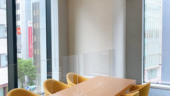 10月オープンしたばかりのBook Lounge Kable ミーティングルームの写真1