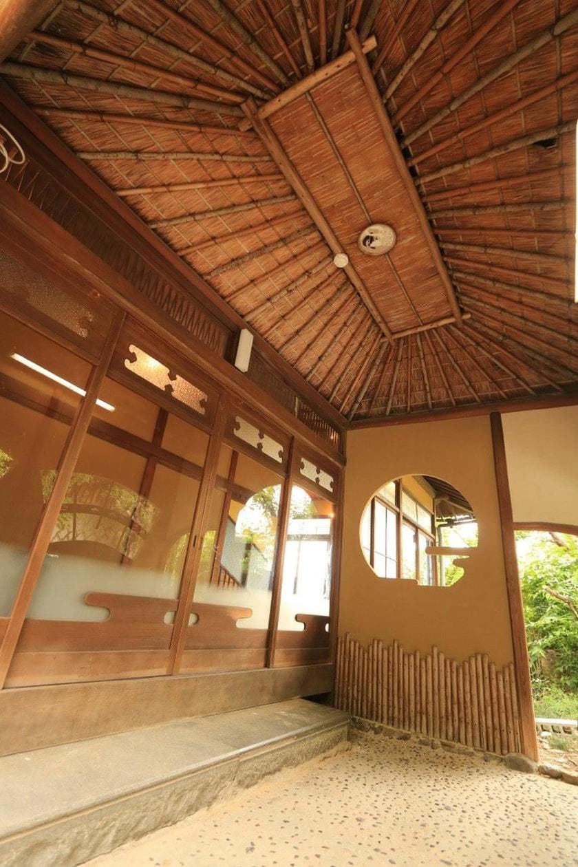 約60畳の元宴会場貸しスペースの写真19