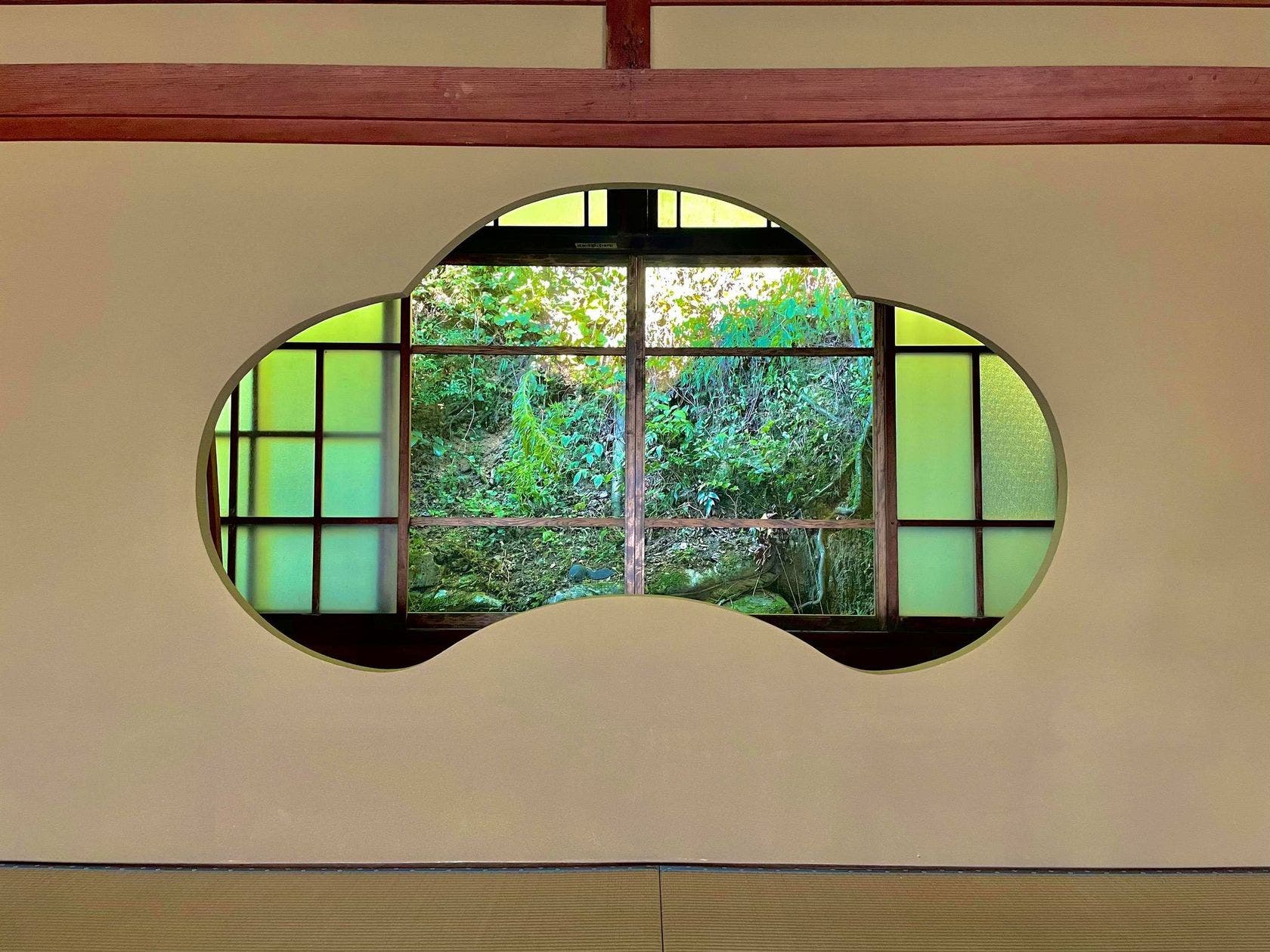 約60畳の元宴会場貸しスペースの写真5