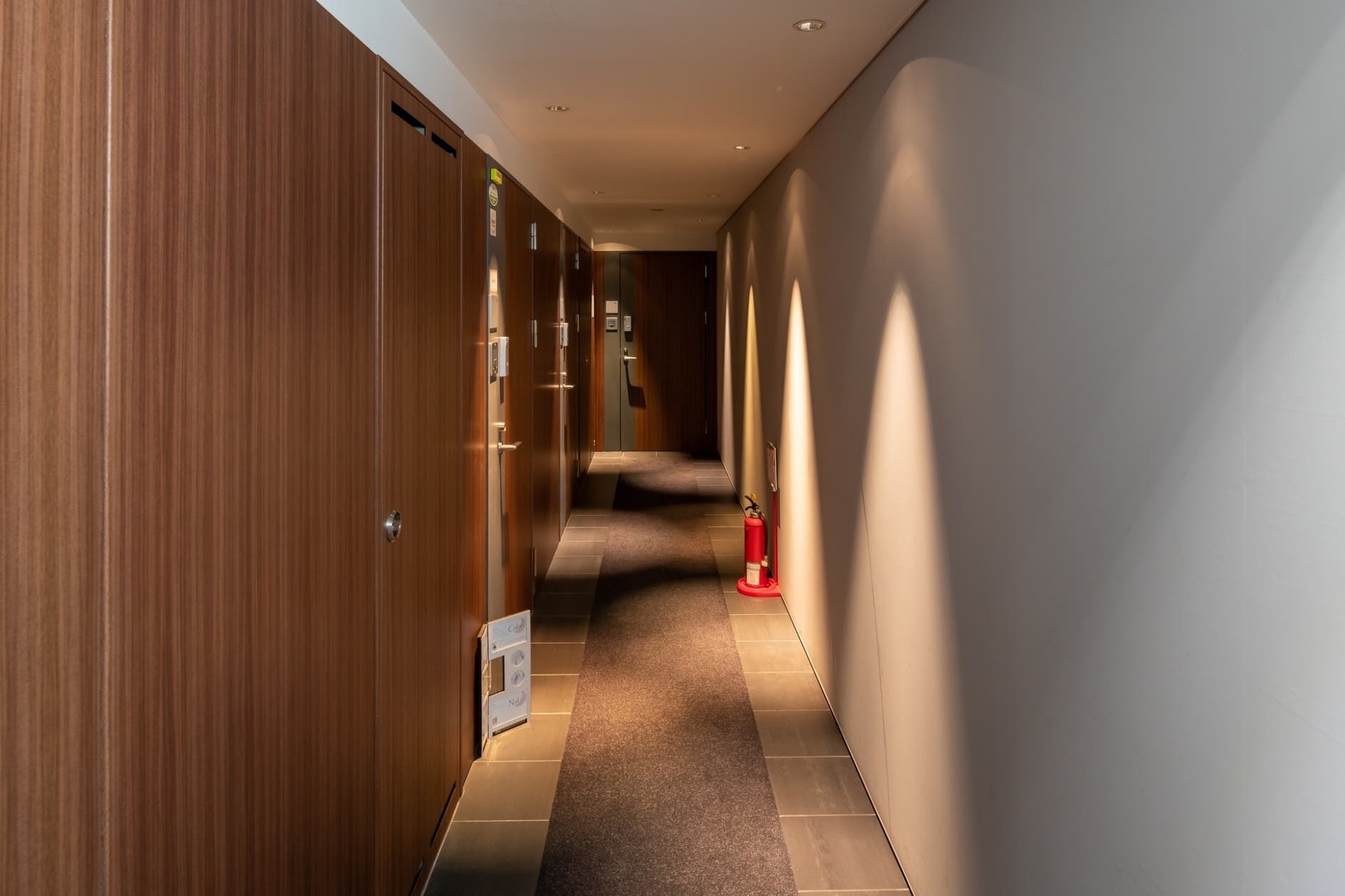 完全個室レンタルサロンJR元町駅東口、大丸すぐ！キラリラ神戸元町イースト　エステ、マッサージ、まつエク、ネイル、整体に。の写真7