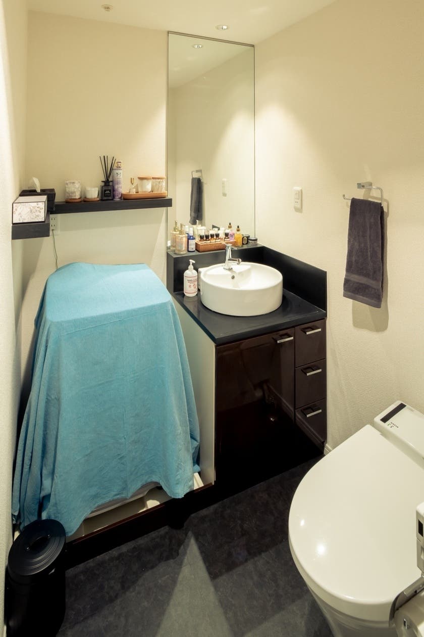 完全個室レンタルサロンJR元町駅東口、大丸すぐ！キラリラ神戸元町イースト　エステ、マッサージ、まつエク、ネイル、整体に。の写真11