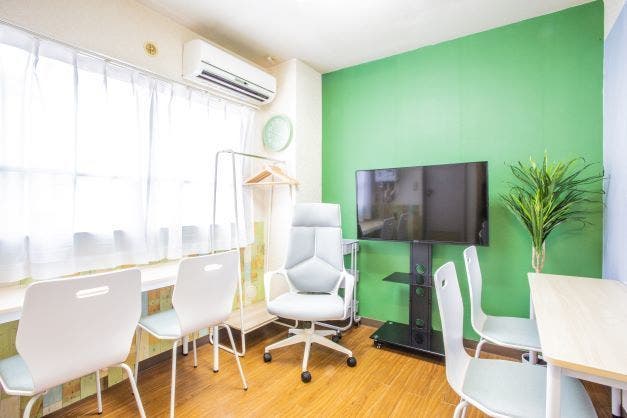 【大森駅7分、大森海岸駅3分!1～5名】★ﾃﾚﾜｰｸ､小人数会議、ﾏﾏ会、推し活、打ち上げ、待機所などに最適★飲酒もOK！！！の写真5