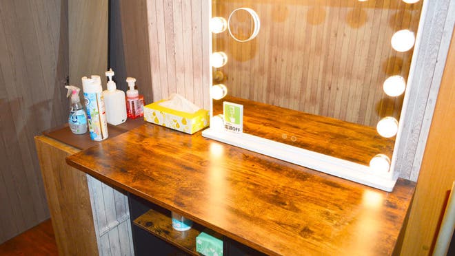 【踊ってみた/SNS映え祭壇撮影】少人数撮影特化型ダンススタジオ!ティファニーカラー背景に様々用途!駐車場完備(名古屋市中村区)の写真26