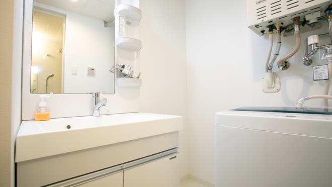 ✨期間限定OPEN✨【西28丁目駅】徒歩1分🚶♂️大画面TVで映画鑑賞🎵無料WiFi🎵『202』の写真5