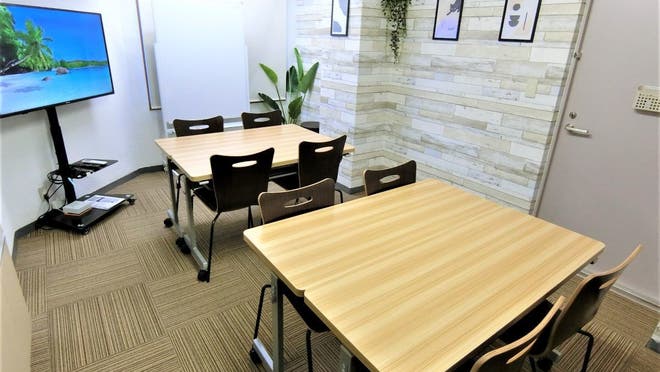 【ComfortSpace上野】上野駅3分! 50モニタ・電子レンジ・無料Wifi・施術ベッド無料♪会議・セミナー・オフ会・撮影の写真4