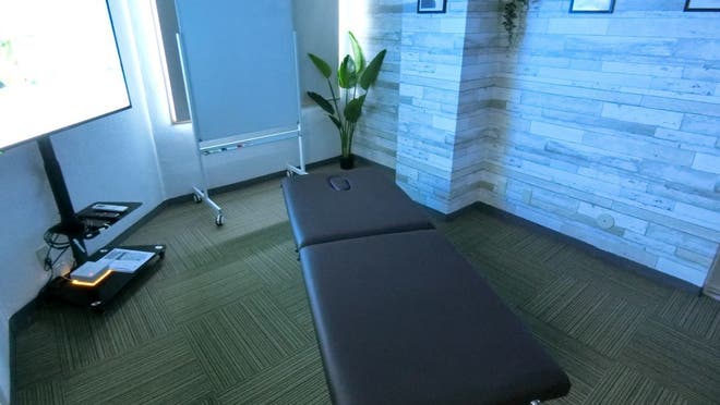 【ComfortSpace上野】上野駅3分! 50モニタ・電子レンジ・無料Wifi・施術ベッド無料♪会議・セミナー・オフ会・撮影の写真7