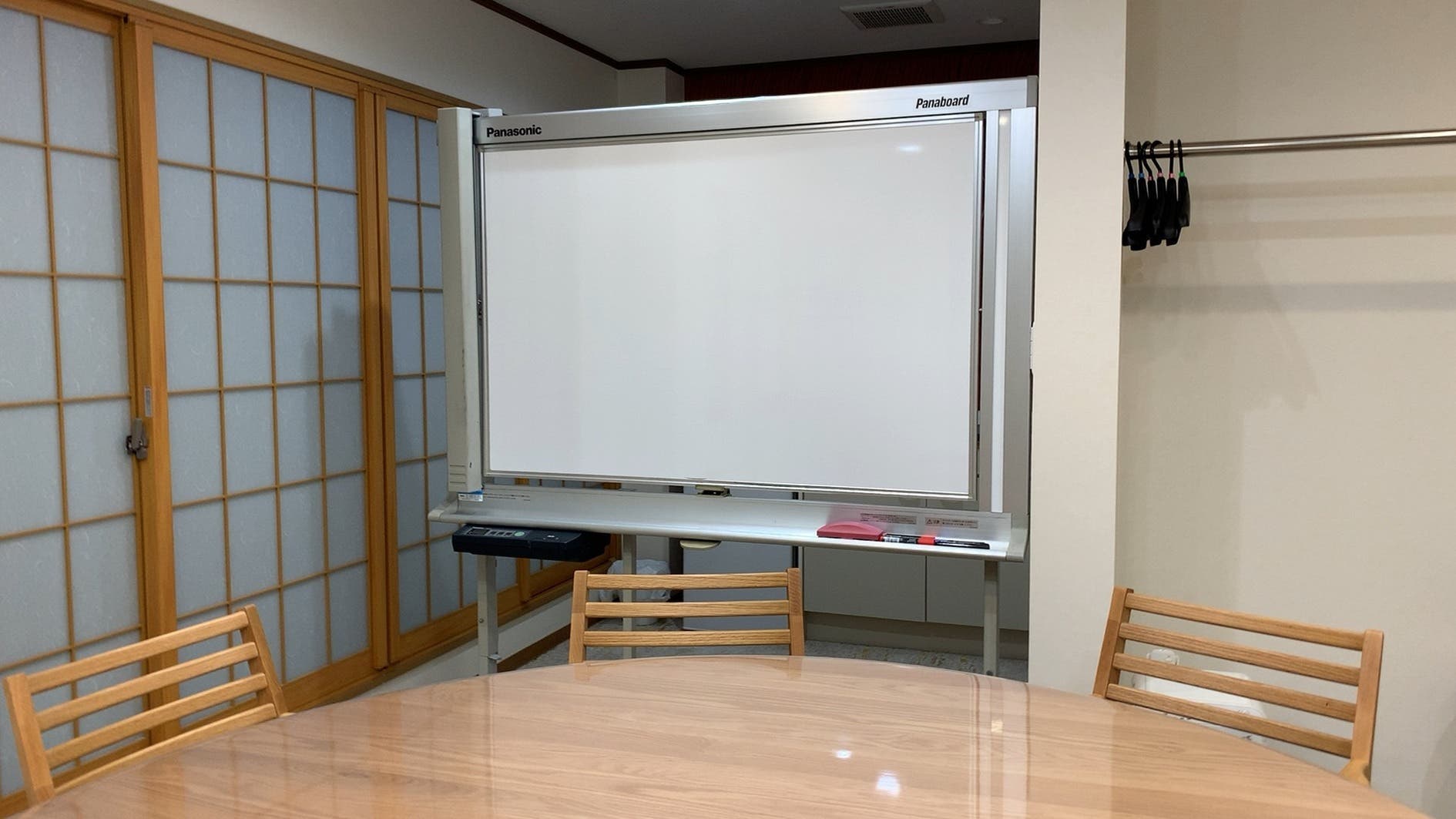 【レンタルスペースAO太宰府】音楽収録やYoutube撮影、テレワークや打ち合わせ、自習、スクール、会議など活用できます♪の写真12