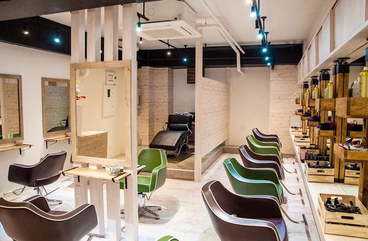 【新宿駅徒歩10分】全セット面女優ミラー完備！　動画撮影OK♪　面貸しスペースの写真7