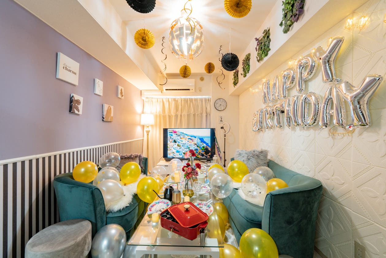 推し活最適オシャレなネオン空間🎈100インチプロジェクター📺駅2分✨🎉撮影📷デート🍷動画視聴✨の写真7