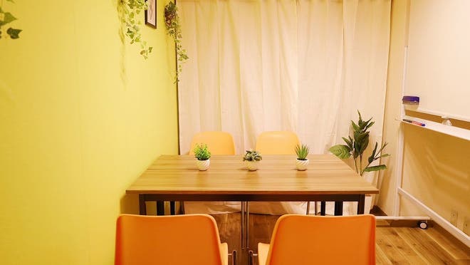 【渋谷駅A0出口3分!6名利用可!】綺麗な室内!WiFi・プロジェクター・ホワイトボード全て無料!ふれあい貸し会議室 渋谷Bの写真2