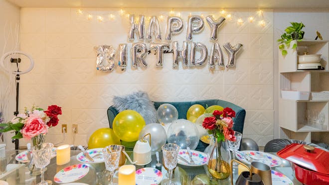 推し活最適オシャレなネオン空間🎈100インチプロジェクター📺駅2分✨🎉撮影📷デート🍷動画視聴✨の写真17