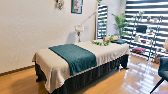 三軒茶屋駅歩3分|素敵な建物におしゃれなサロン🎵 昇降式リクライニングベッドや調光照明が人気です💮の写真5