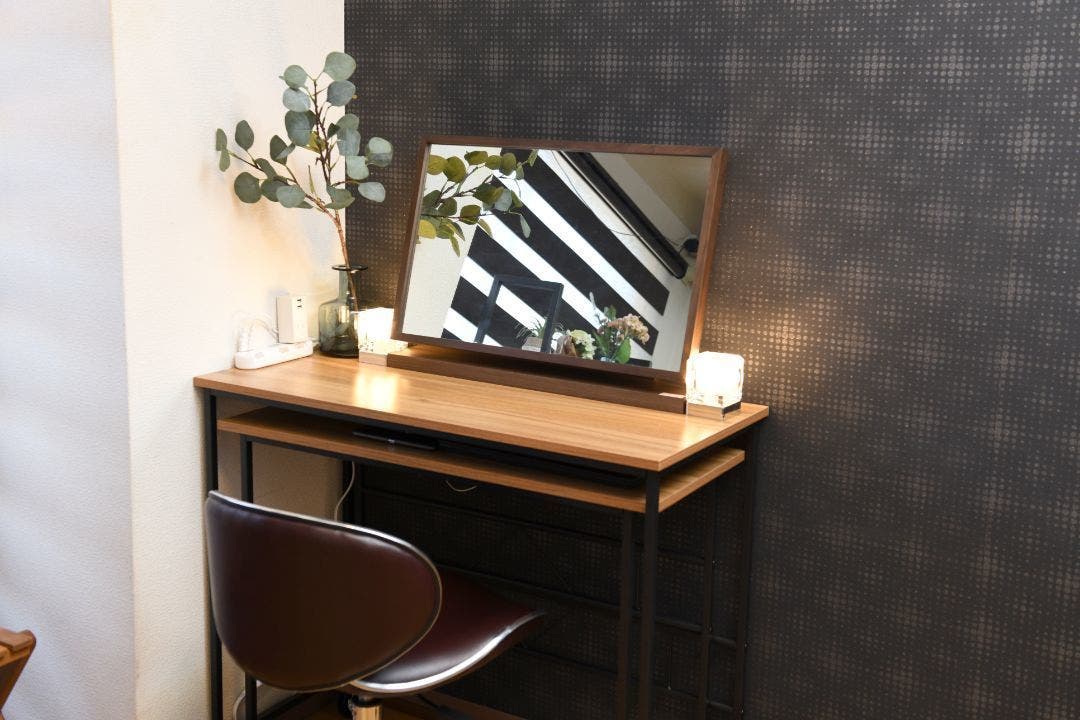 三軒茶屋駅歩３分｜素敵な建物におしゃれなサロン🎵 昇降式リクライニングベッドや調光照明が人気です💮の写真13