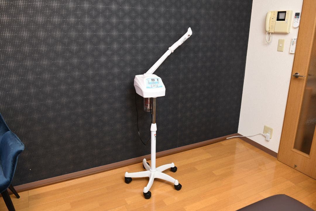 三軒茶屋駅歩３分｜素敵な建物におしゃれなサロン🎵 昇降式リクライニングベッドや調光照明が人気です💮の写真18