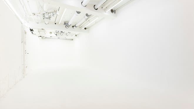 スモーク クロマキ 大音量可 引16m天高3.5m 機材無料 個室メイクR 最大幅11m本格プロ仕様白ホリスタジオ【徒歩2分】の写真16