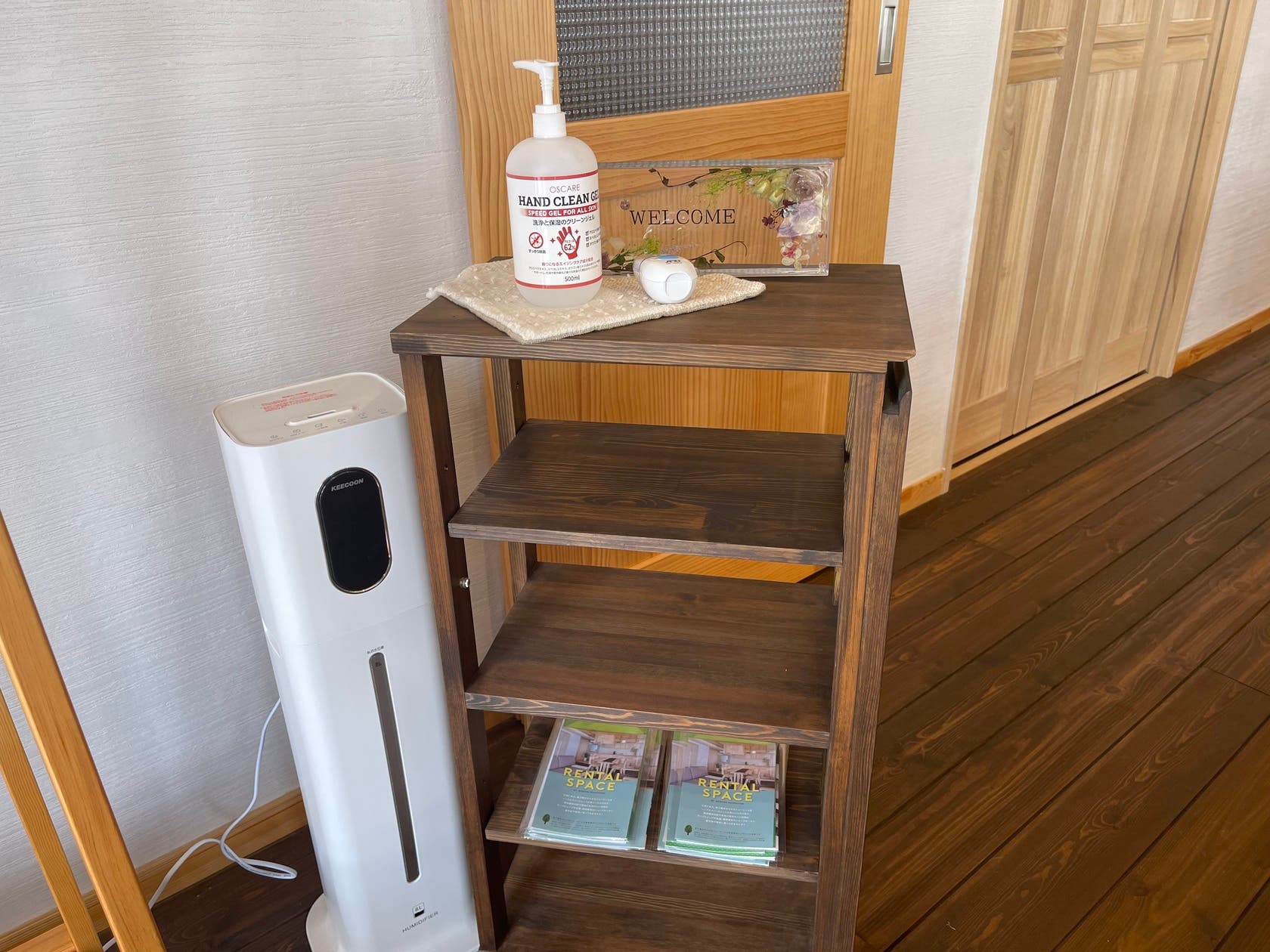 木らら～江坂の小さなショールーム～は無垢素材の床や家具が気持ちいい空間！ワークショップや会議に最適の写真14