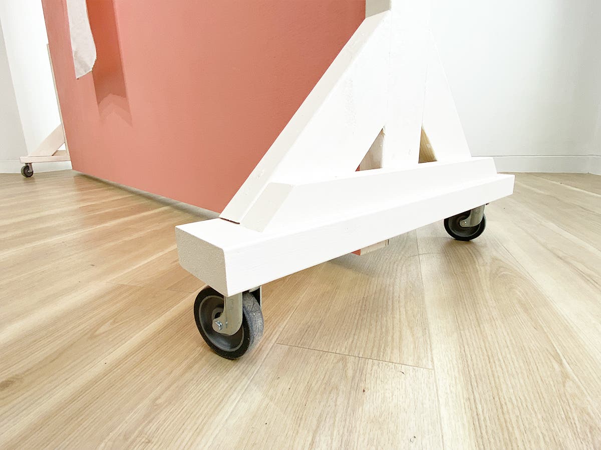 【西梅田駅徒歩3分】撮影スタジオ◆ スタジオファシル ◆撮影小物充実/メイクスペース/背景充実/リッツカールトン裏にオープンの写真20