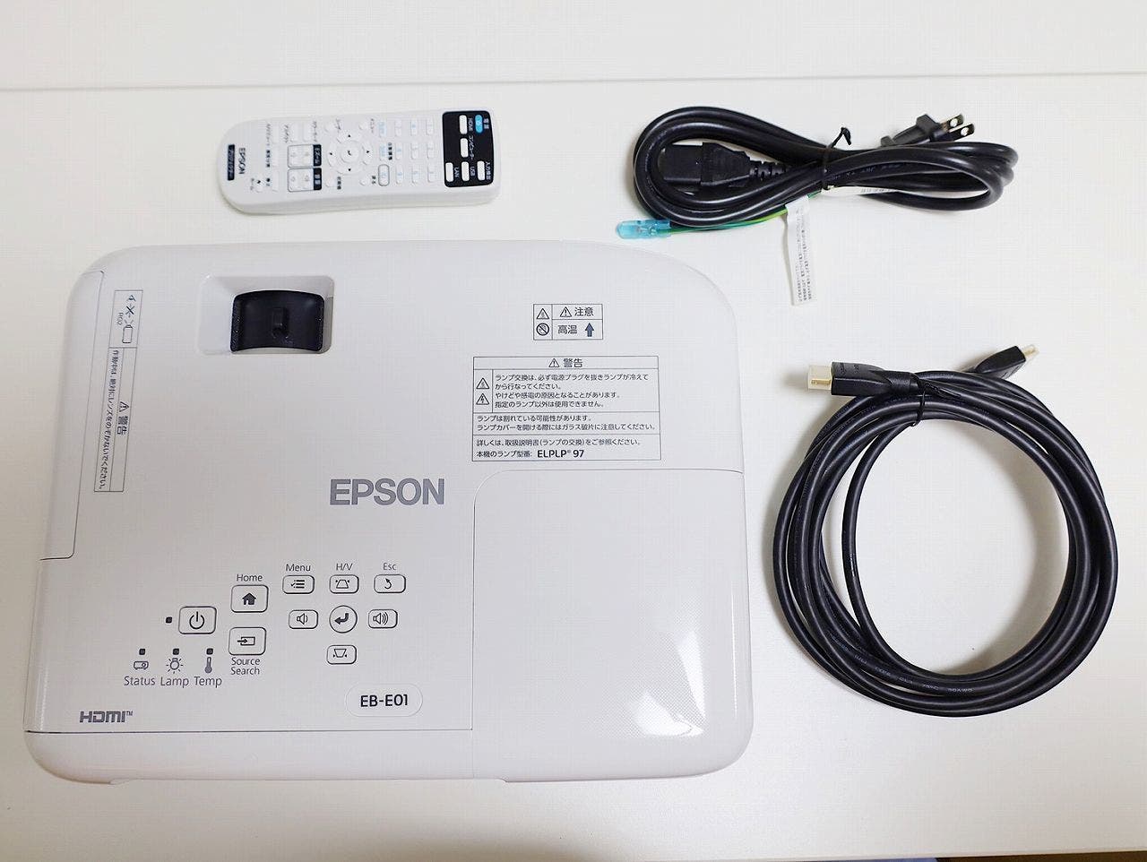 【渋谷駅3分！16名利用可！】綺麗な室内！WiFi・プロジェクター・ホワイトボード全て無料！ふれあい貸し会議室 渋谷Cの写真12