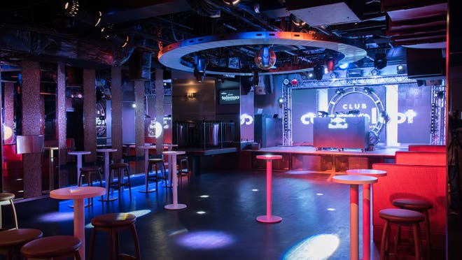 CAMELOT B2 FLOORの写真2