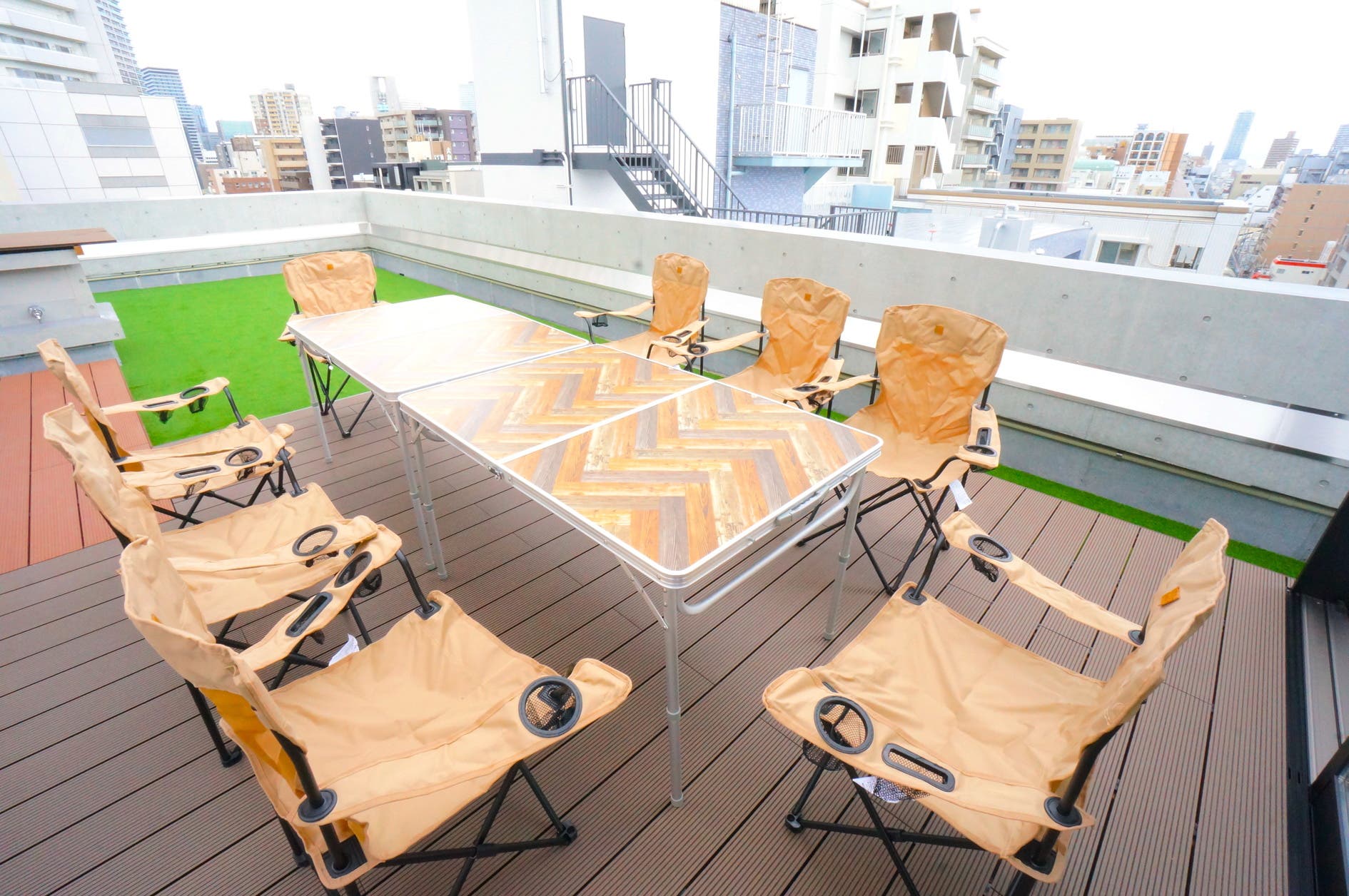 ＜南森町プライベートパーク＞冷暖房完備コンテナ＆緑あふれる庭付き✨夏でも快適！会議・セミナー・撮影に最適なプライベート空間の写真18