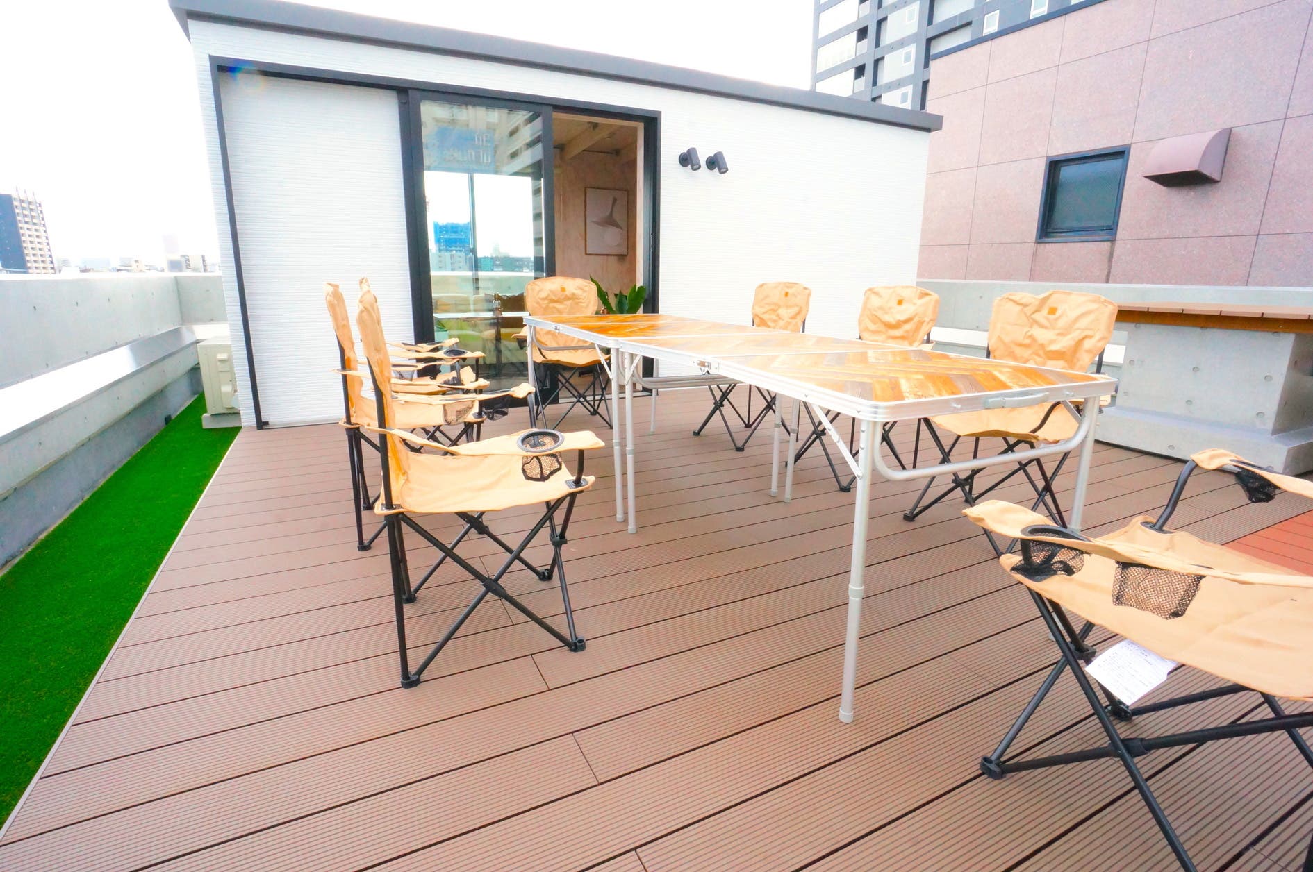 ＜南森町プライベートパーク＞冷暖房完備コンテナ＆緑あふれる庭付き✨夏でも快適！会議・セミナー・撮影に最適なプライベート空間の写真19