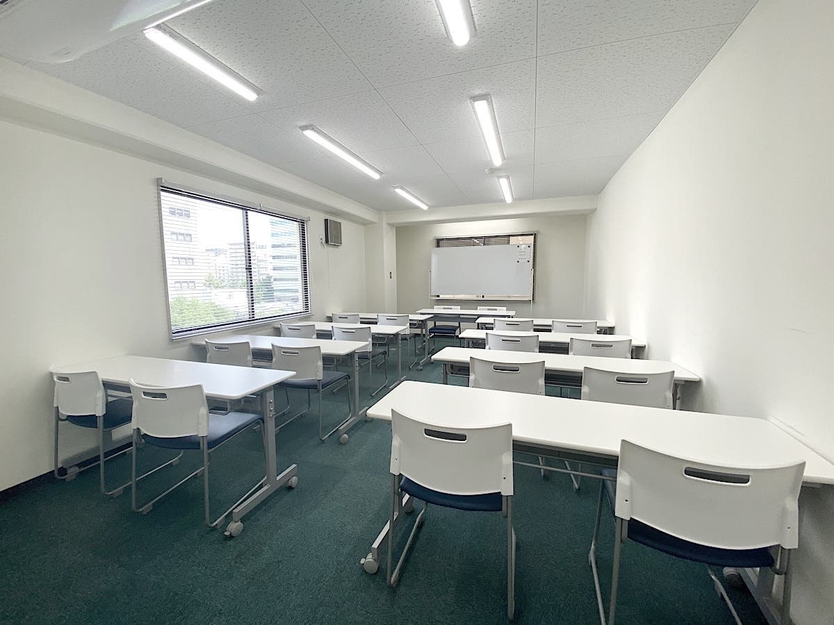 うめきた会議室《エイト６０２》【中津駅3分／梅田駅8分】／10名前後でゆったり利用♪／毎回清掃／Wifi（光回線）の写真4