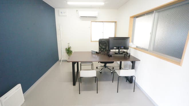 【レンタルスペース@名鉄 日進駅】Wi-Fi/モニター無料!テレワーク/作業場所/面談/商談の写真2