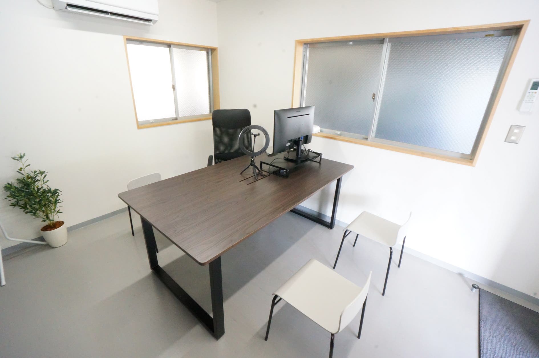 【レンタルスペース@名鉄 日進駅】Wi-Fi/モニター無料！テレワーク/作業場所/面談/商談の写真6