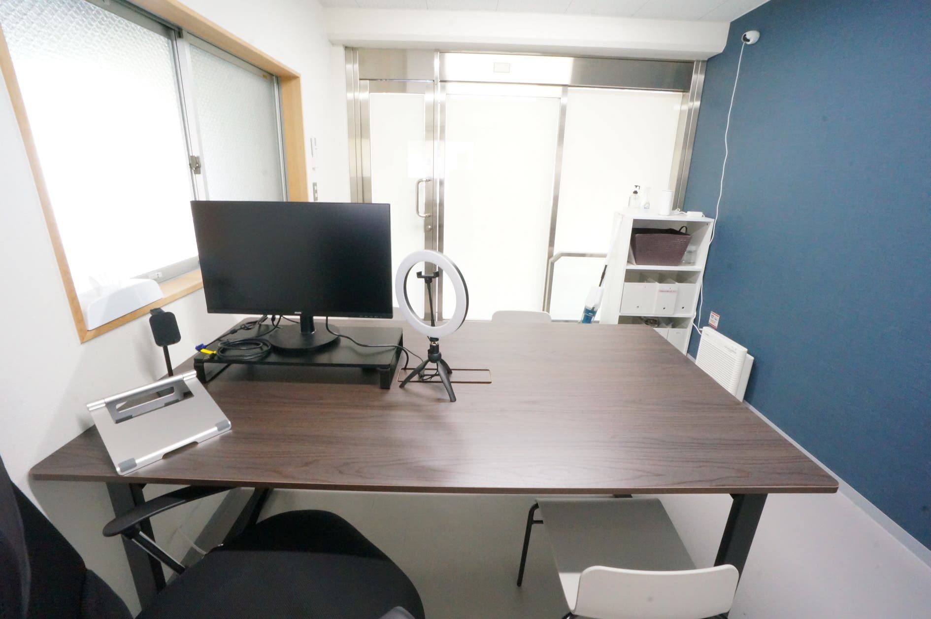 【レンタルスペース@名鉄 日進駅】Wi-Fi/モニター無料！テレワーク/作業場所/面談/商談の写真8