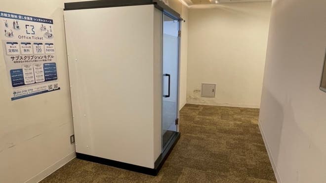 テレワークブース 品川Ⅱ【 品川駅 5分 】設備・備品使い放題♪ 完全個室 ★ 無料 WiFi 駅近!の写真2