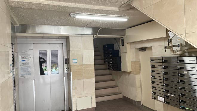 広電本通2分!オシャレなテレワークスペース!コスパ最高!20名利用可!Wi-Fi・プロジェクター・ホワイトボード全て無料!の写真12