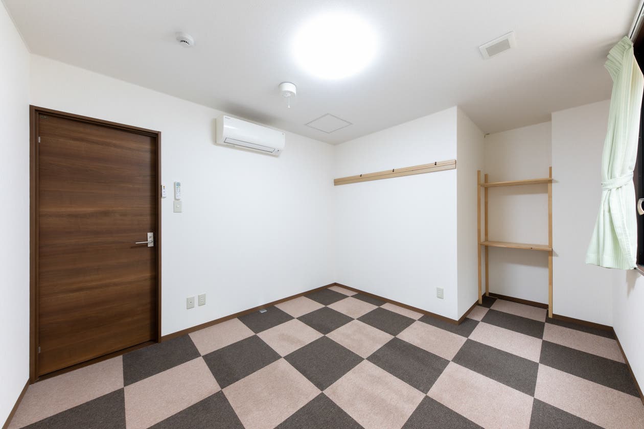 [白背景スタジオ/長野駅]自然光の入る、白背景、シロハコスペース/撮影スタジオの写真6