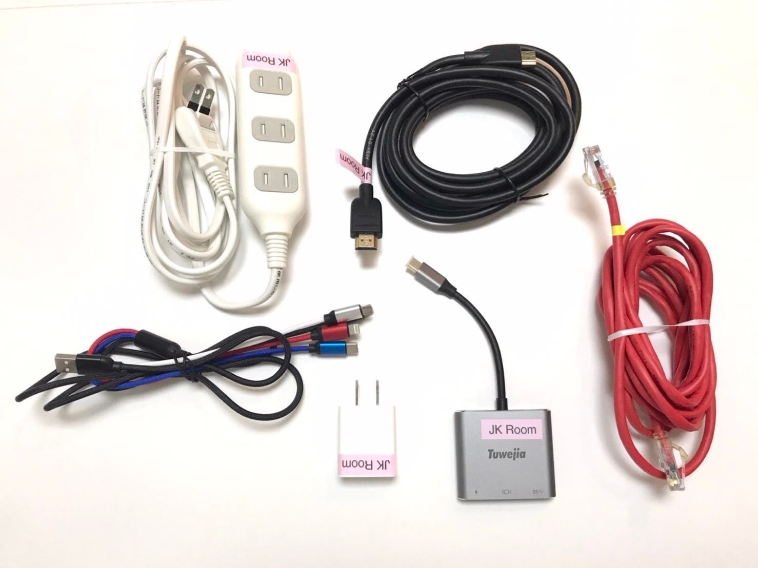 完全個室！無料Wi-Fi完備！新宿三丁目駅から徒歩３０秒！高機能空気清浄機あり！永谷タウンプラザの写真7